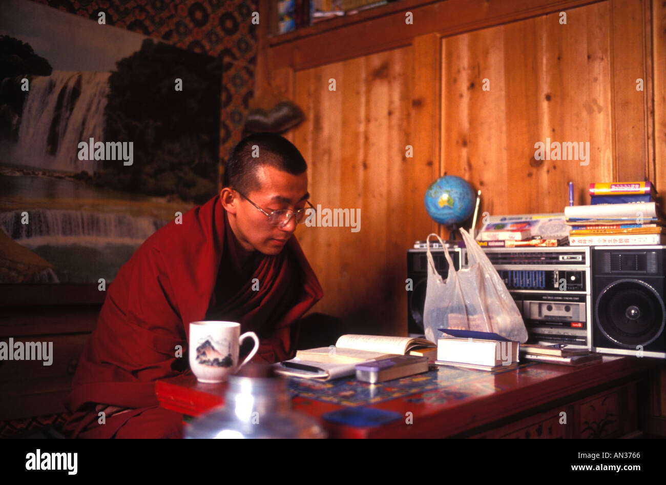 Monks desk hi-res stock photography and images - Alamy