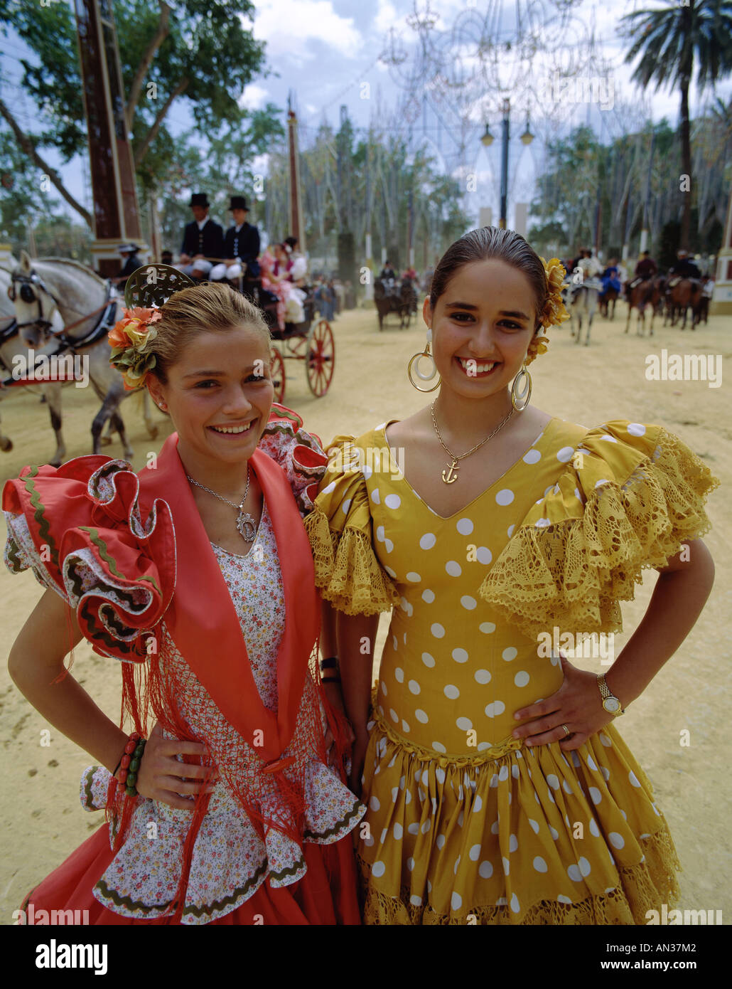 Andalucian costume hi-res stock photography and images - Alamy