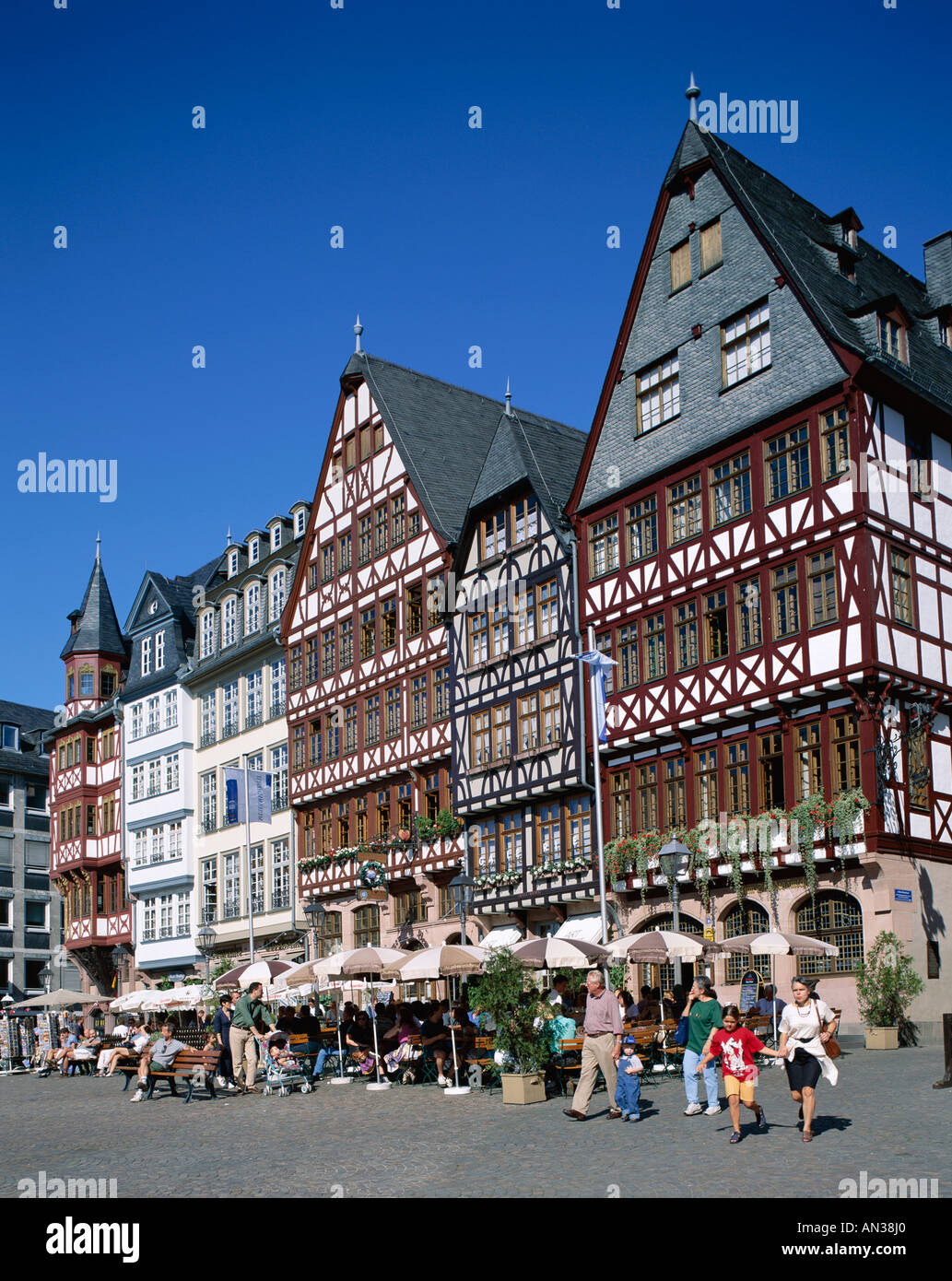 The Romer (Romerberg) / Cafes in The Main Square, Frankfurt, Hessen ...