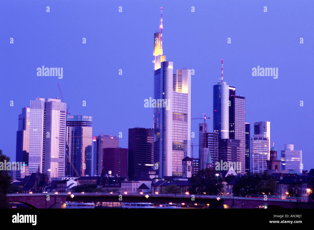 City Skyline & Main River / Night View, Frankfurt, Hessen, Germany ...