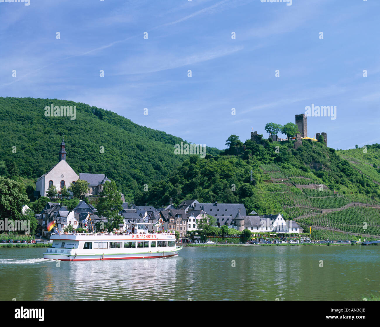 Town View & Mosel River, Beilstein, Rhineland / Mosel Valley, Germany ...