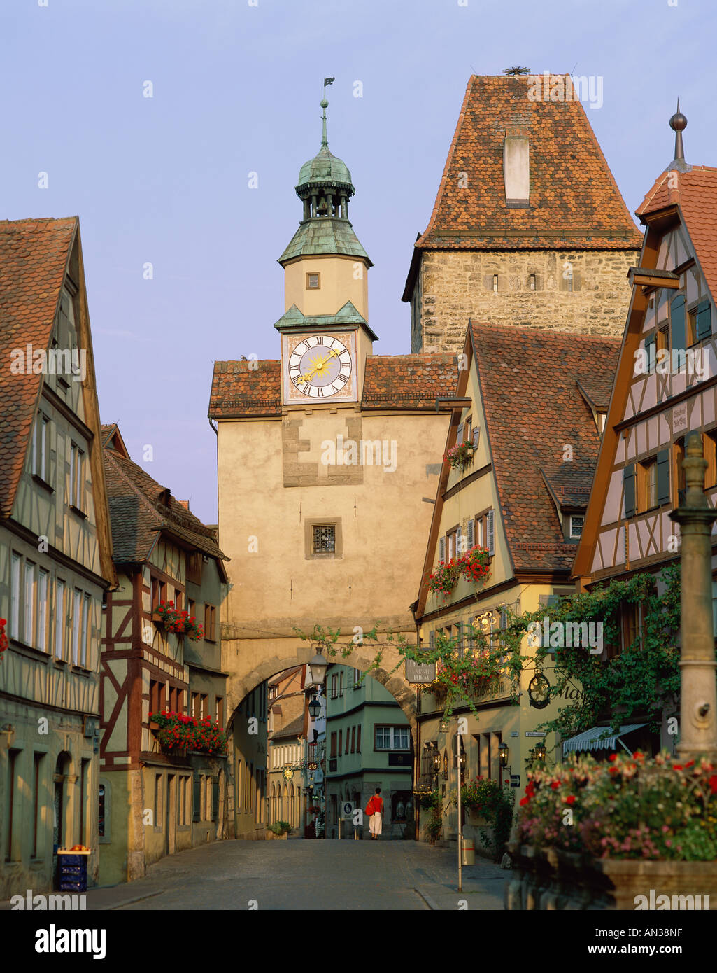 Street Scene, Rothenburg ob der Tauber, Bavaria / Romantic Road ...