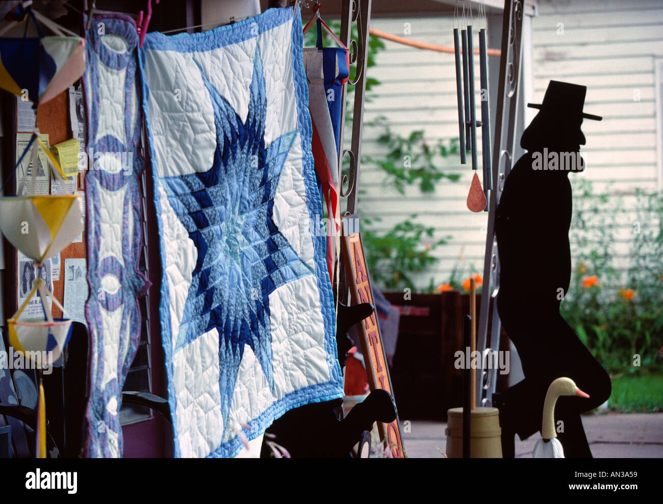 handmade Amish handmade quilts and lawn figures Palatine Bridge NY USA ...