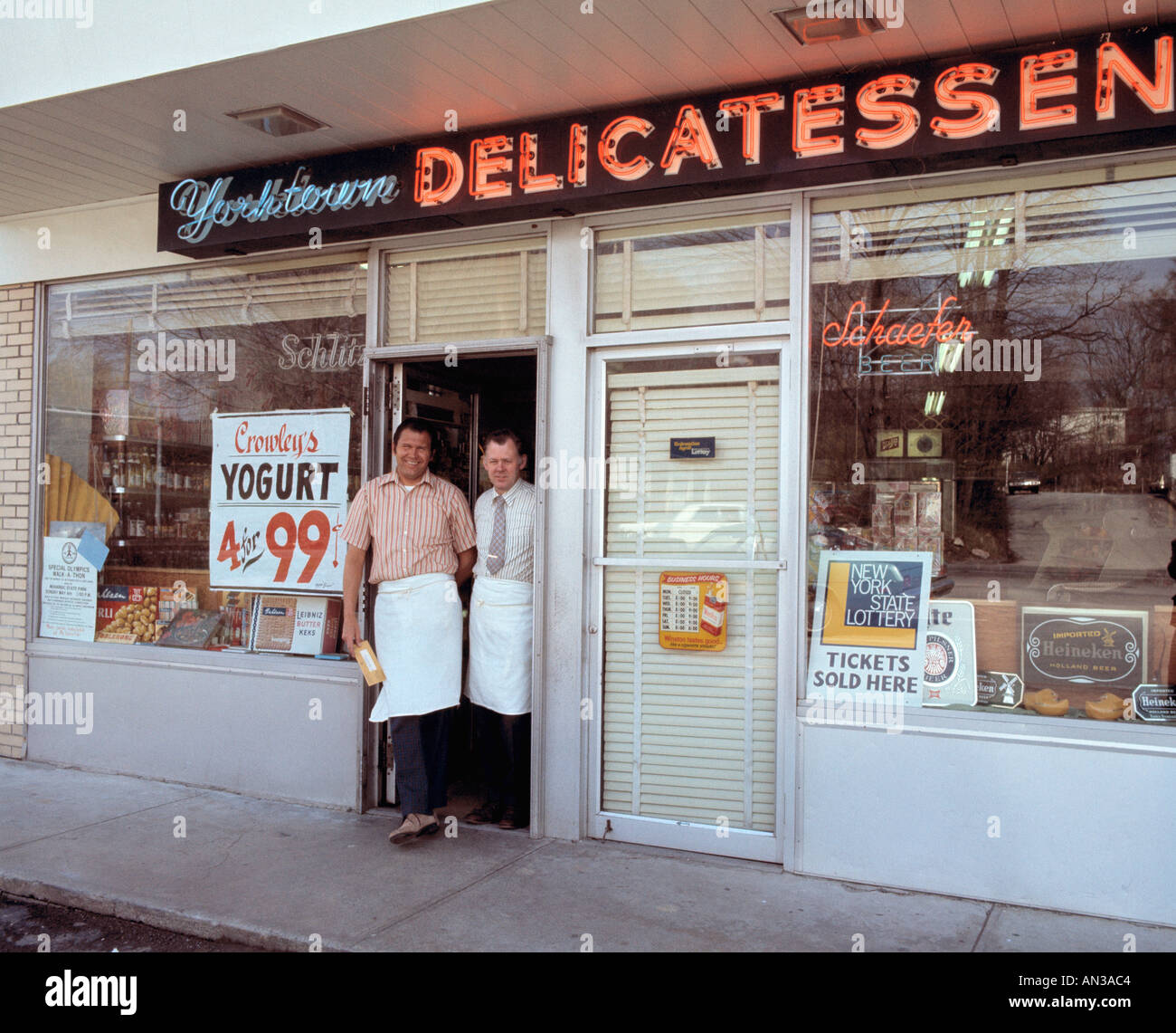 1970's business man hi-res stock photography and images - Alamy