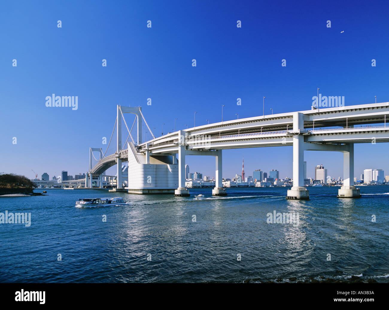The Rainbow Bridge Tokyo Bay Japan Stock Photo - Alamy