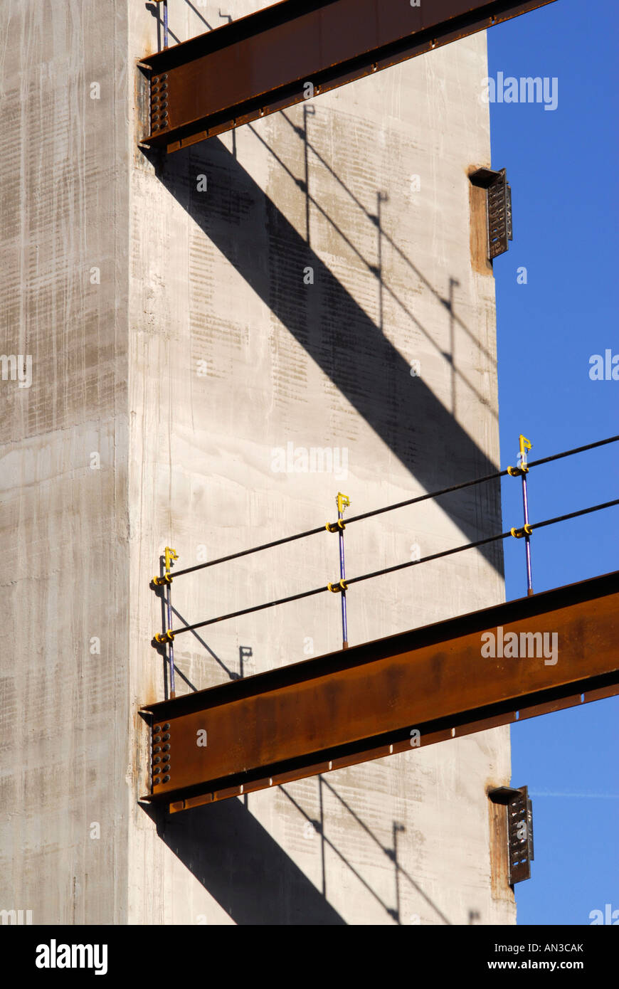 Steel frame construction reinforced concrete hi-res stock photography ...