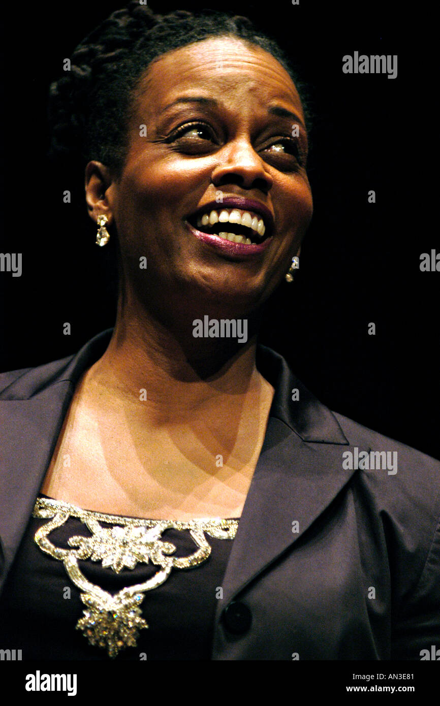 Dianne reeves hi-res stock photography and images - Alamy