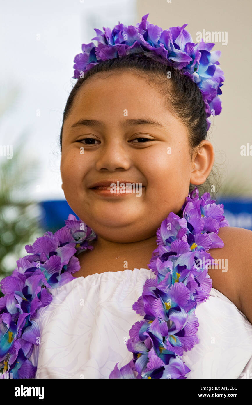Native hawaiian island girl hi-res stock photography and images - Alamy
