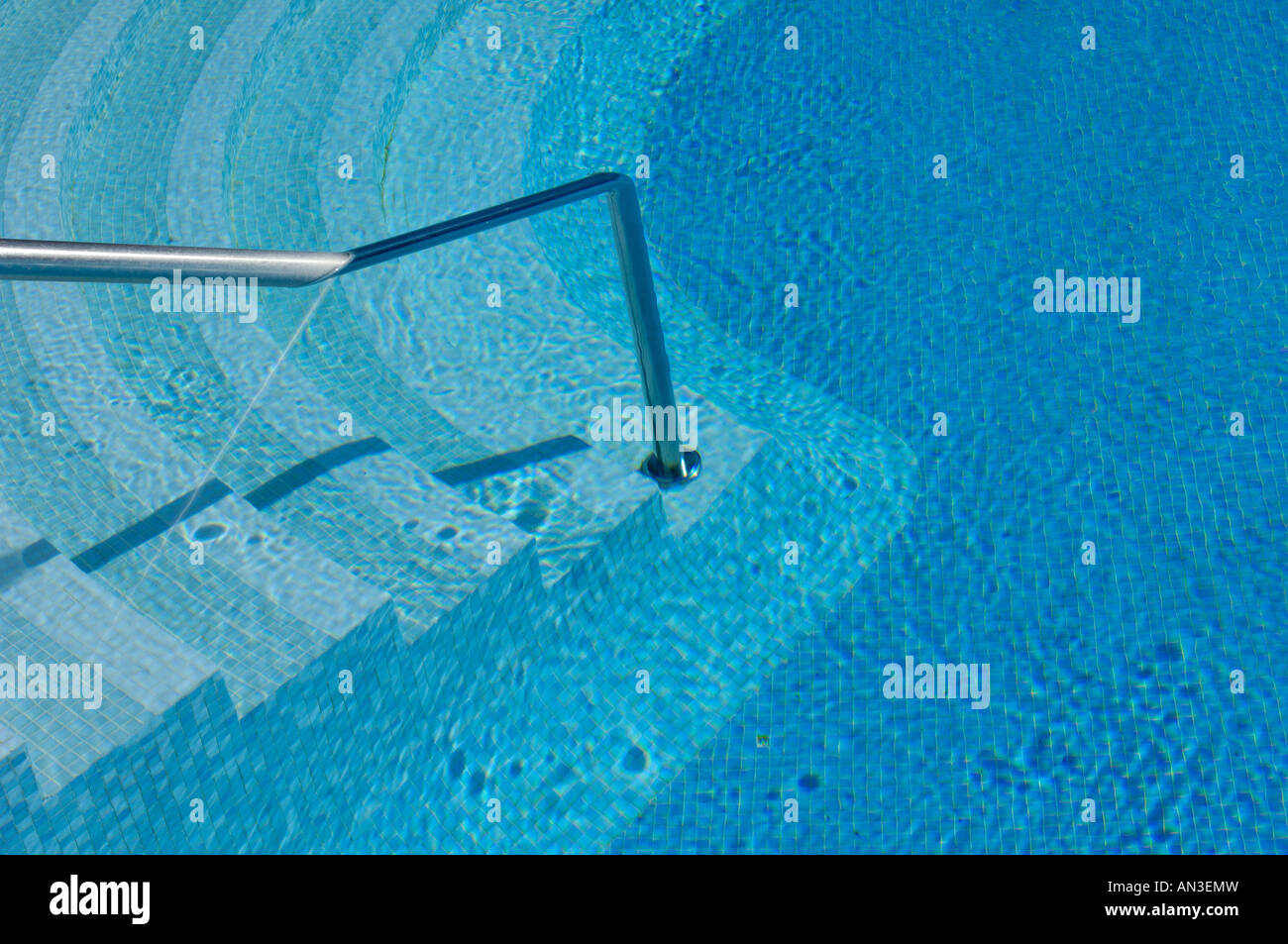 steps to swimming pool Stock Photo - Alamy
