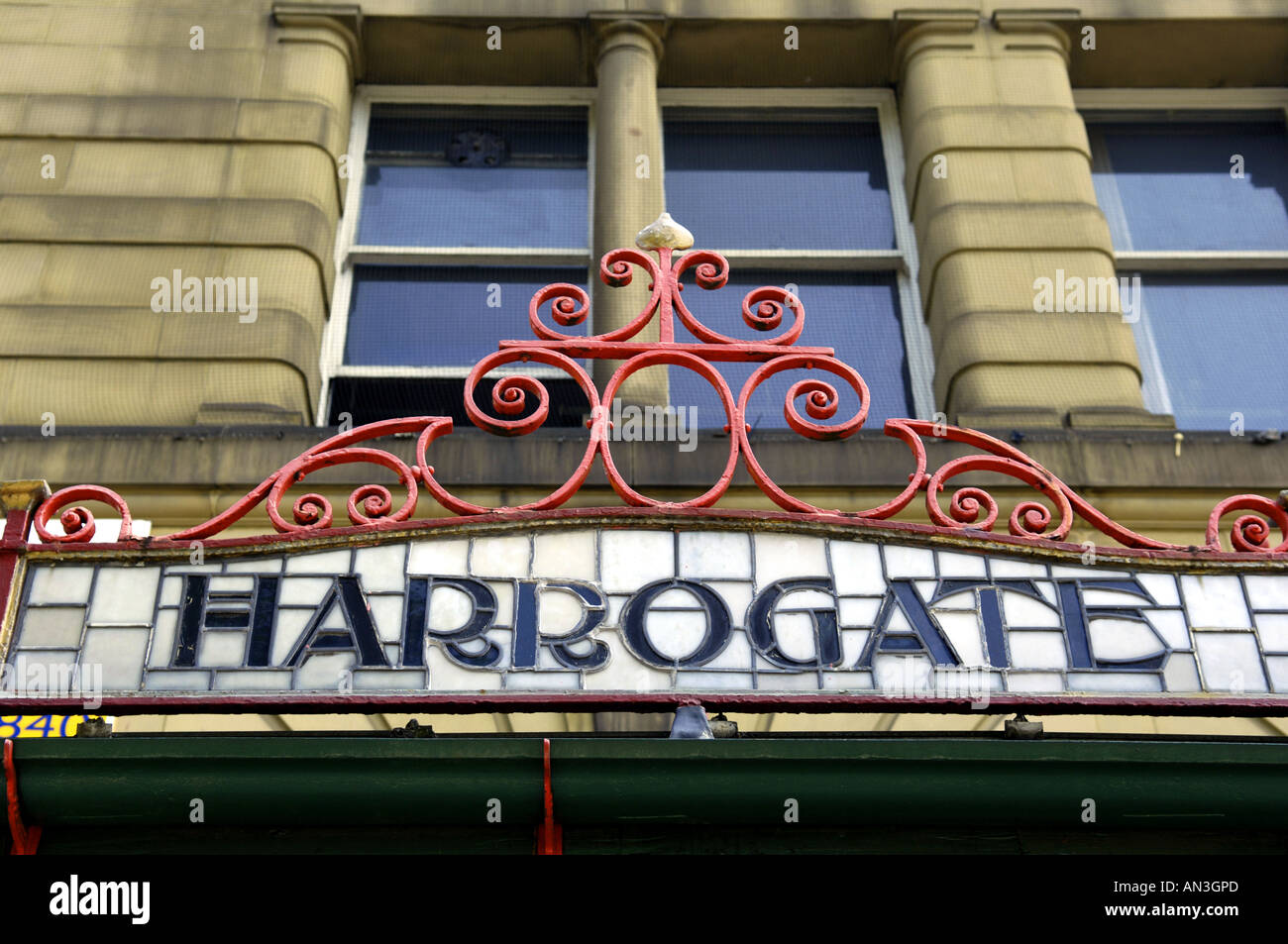 Harrogate sign manchester victoria railway hi-res stock photography and ...