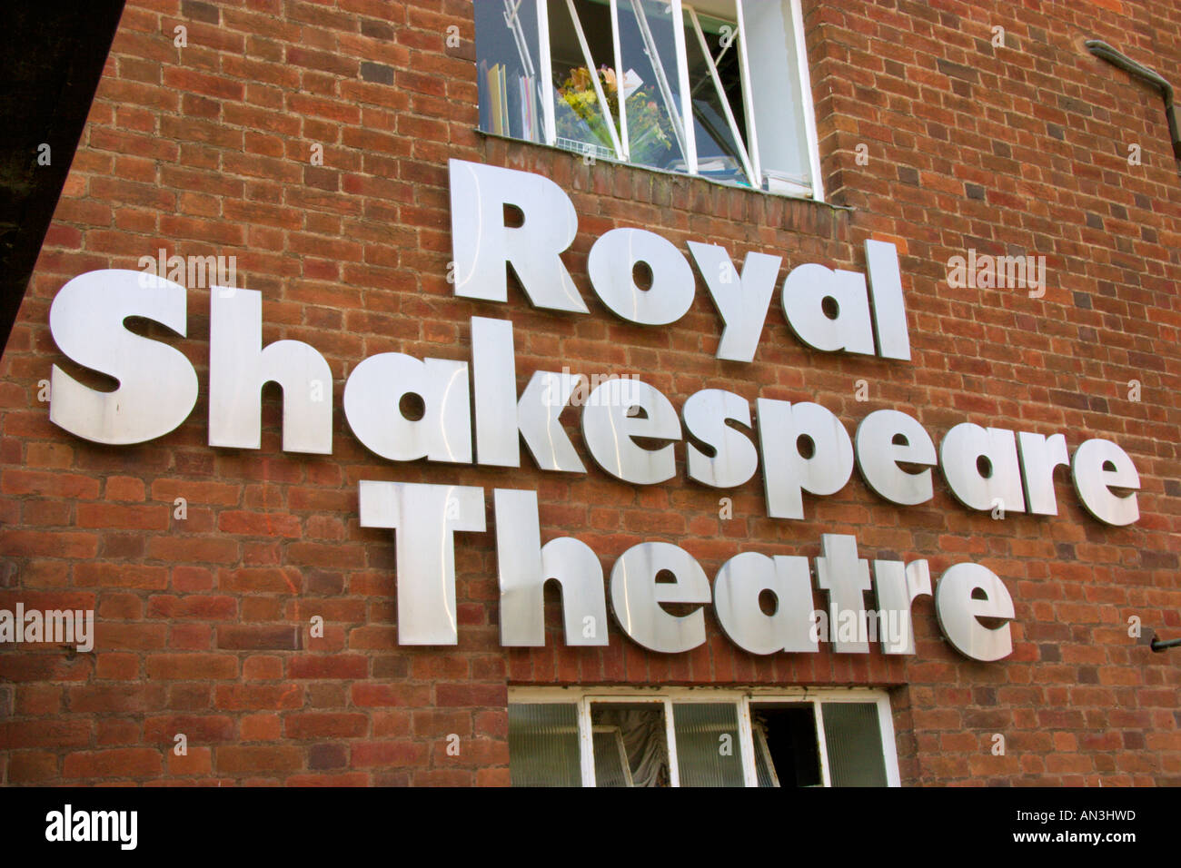 Royal Shakespeare Theatre Sign Stock Photo - Alamy