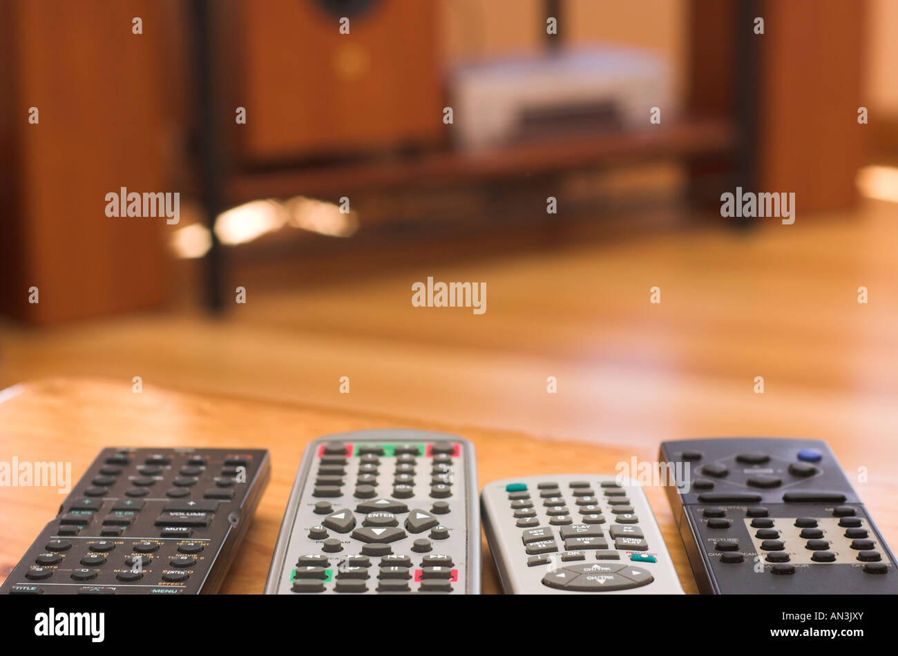 Streaming controls hi-res stock photography and images - Alamy