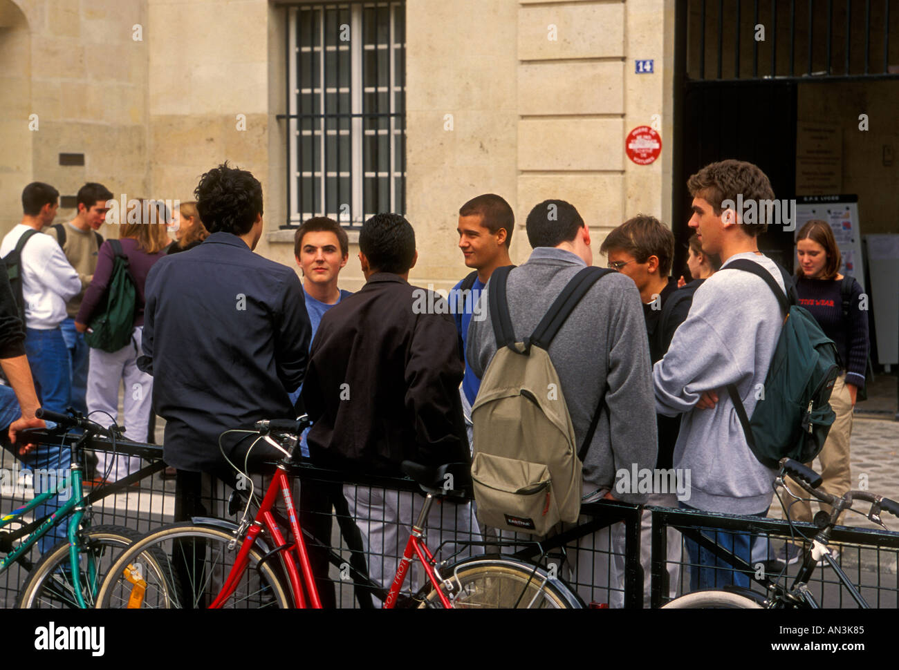 French people students lycee charlemagne hi-res stock photography and ...