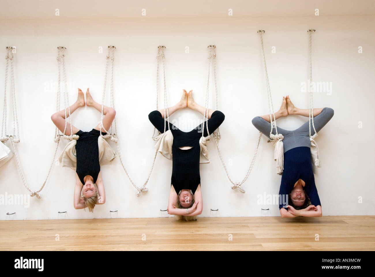Yoga class, London, England, UK Stock Photo - Alamy