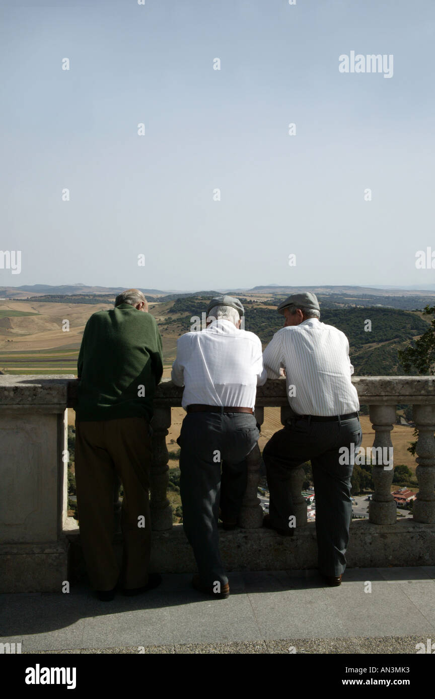 Rural men talking hi-res stock photography and images - Alamy