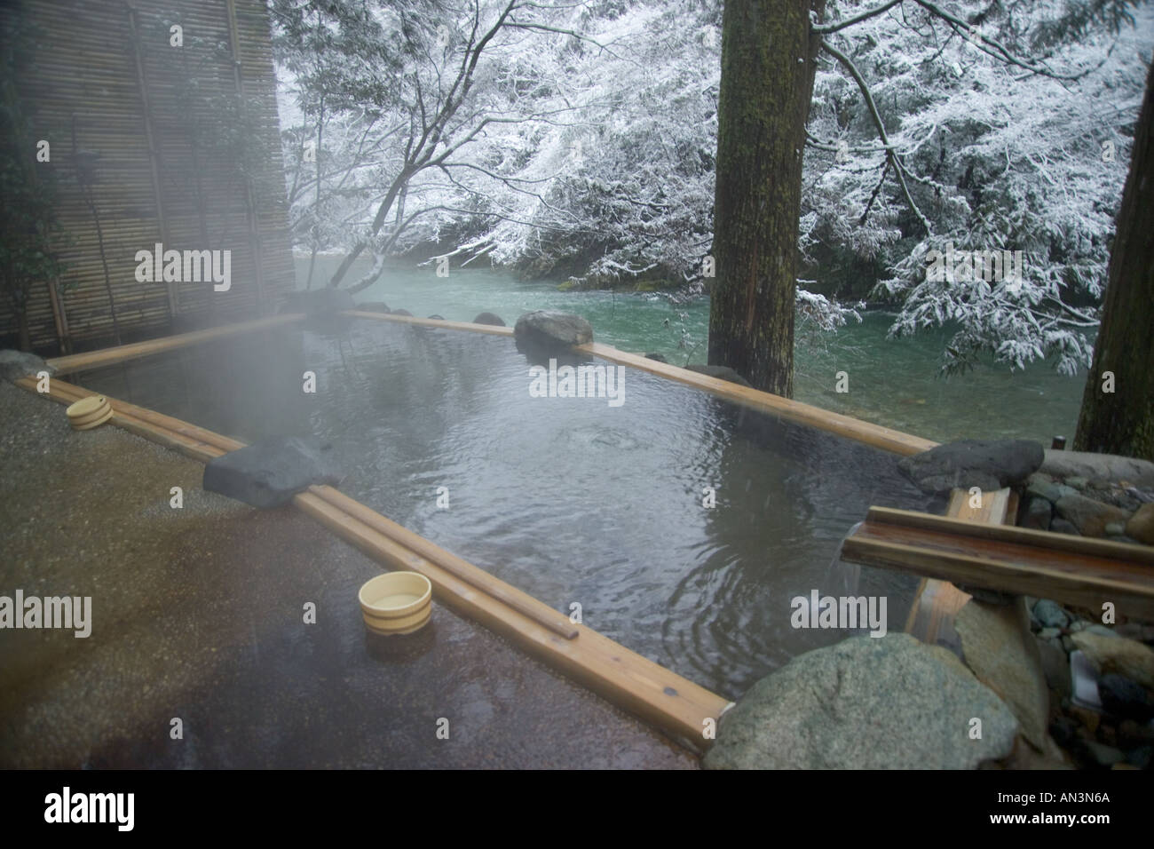 Yamanaka onsen hi-res stock photography and images - Alamy