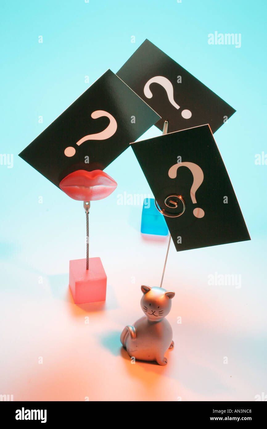 Cards question marks hi-res stock photography and images - Alamy
