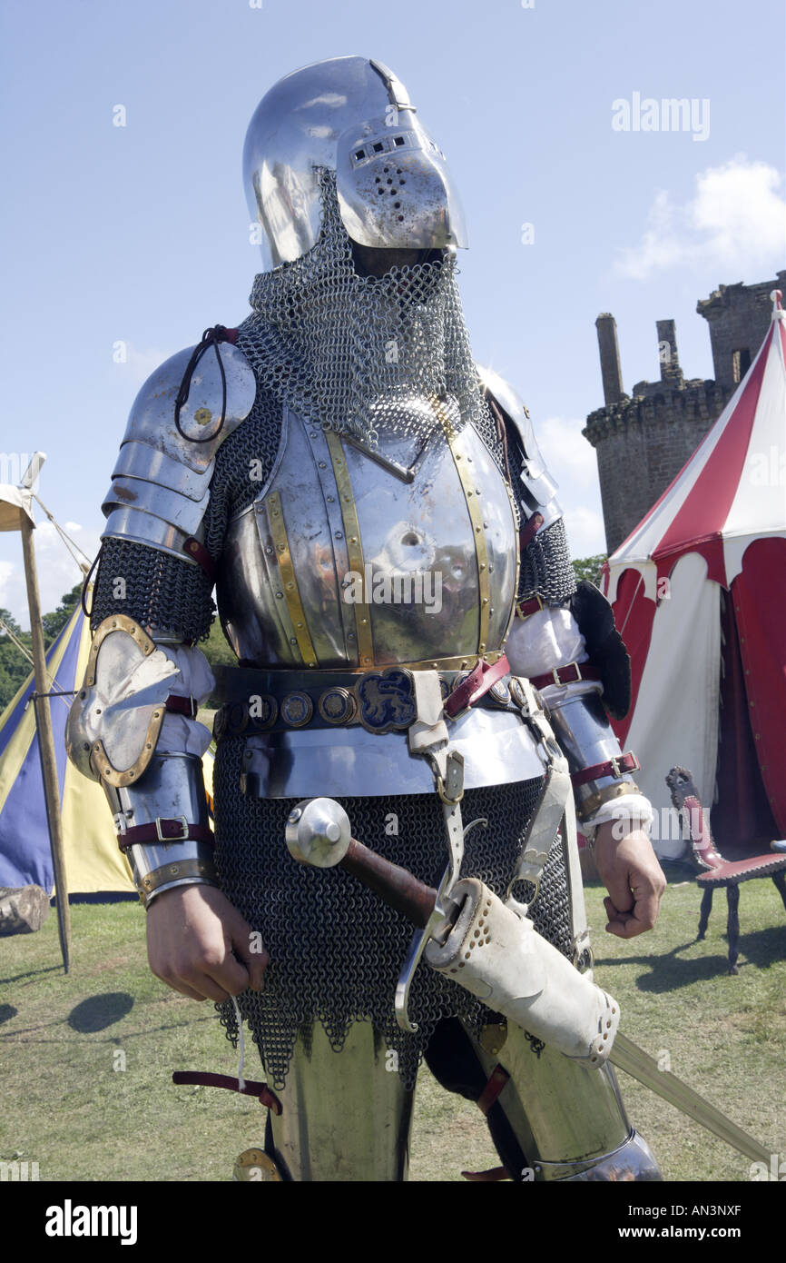 Knight in armour Stock Photo - Alamy