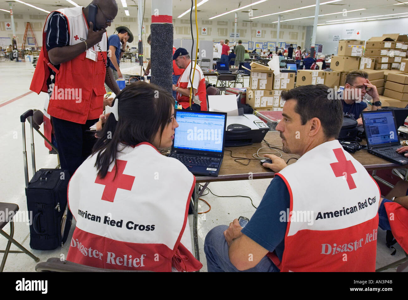 Red Cross Volunteers Coordinate Hurricane Katrina Relief Stock Photo ...