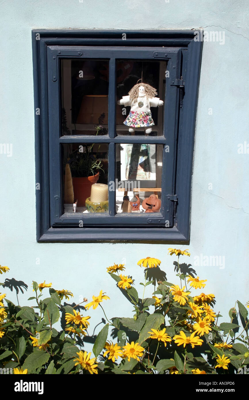 Rooftop and lane hi-res stock photography and images - Alamy