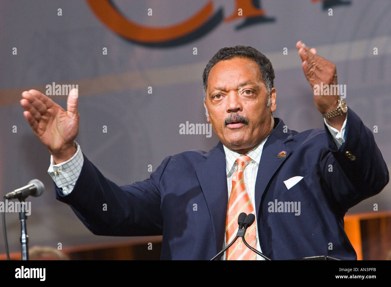 Jesse jackson speaking hi-res stock photography and images - Alamy
