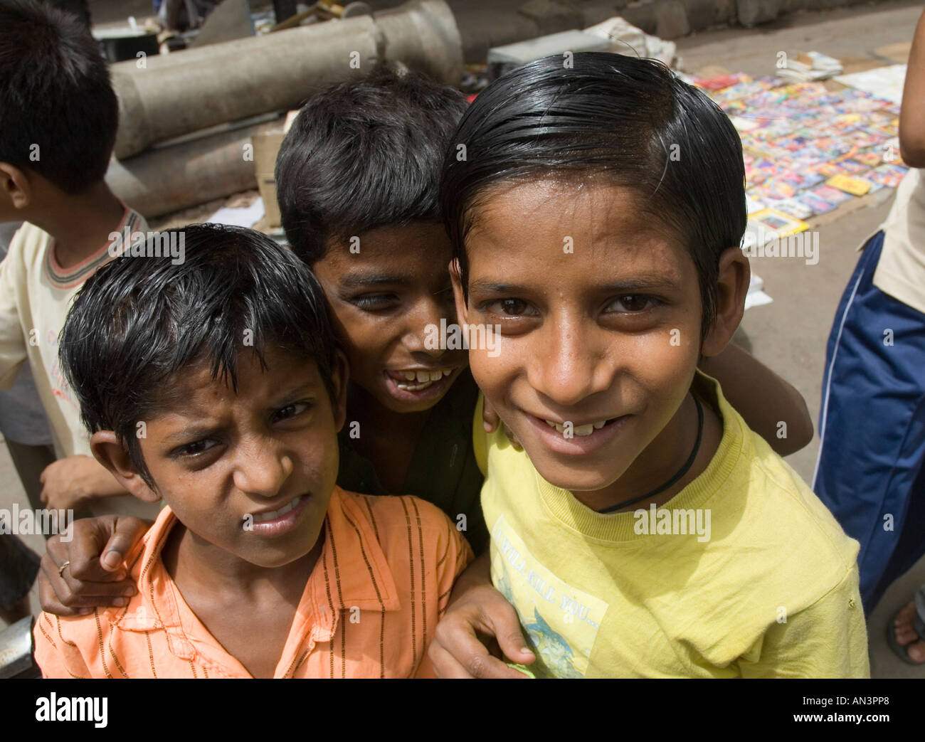 Indian children in the streets of Delhi Stock Photo - Alamy