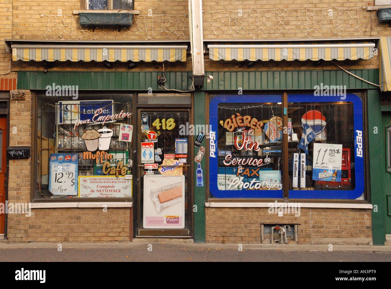 Convenience store on Duluth street in the plateau mont royal area ...