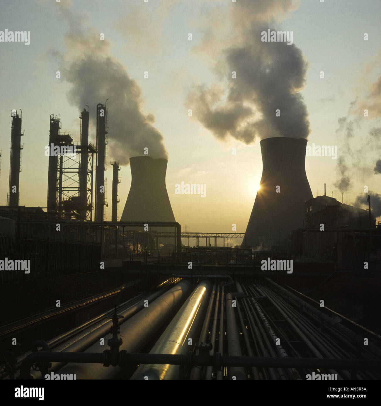 BP British Petroleum Comples at Grangemouth Stirlingshire Stock Photo ...