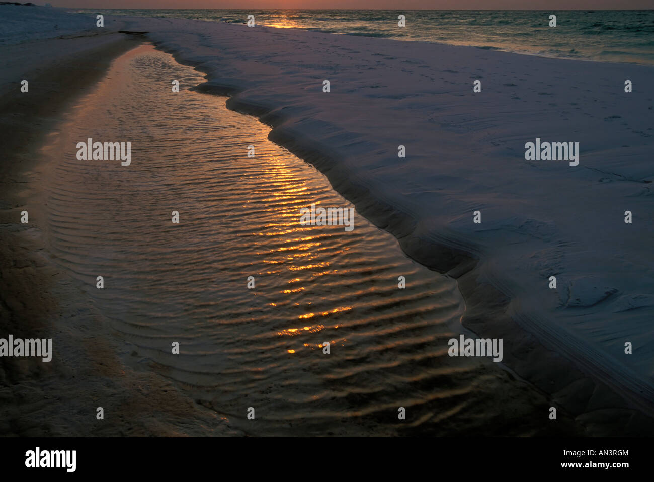 dawn beach tidal pool Stock Photo - Alamy