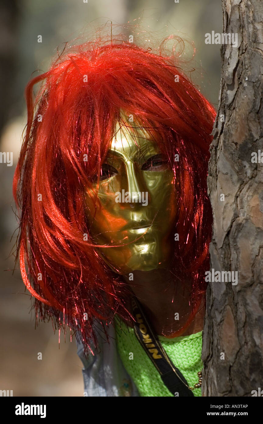 Masked actors hi-res stock photography and images - Alamy