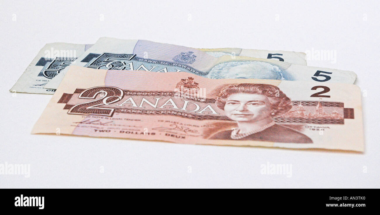 Canadian Dollar Notes Stock Photo - Alamy