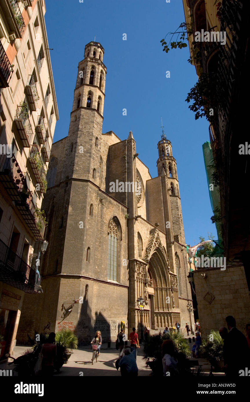 Catalan gothic basilica of Santa Maria del Mar on Placa Santa Maria in ...