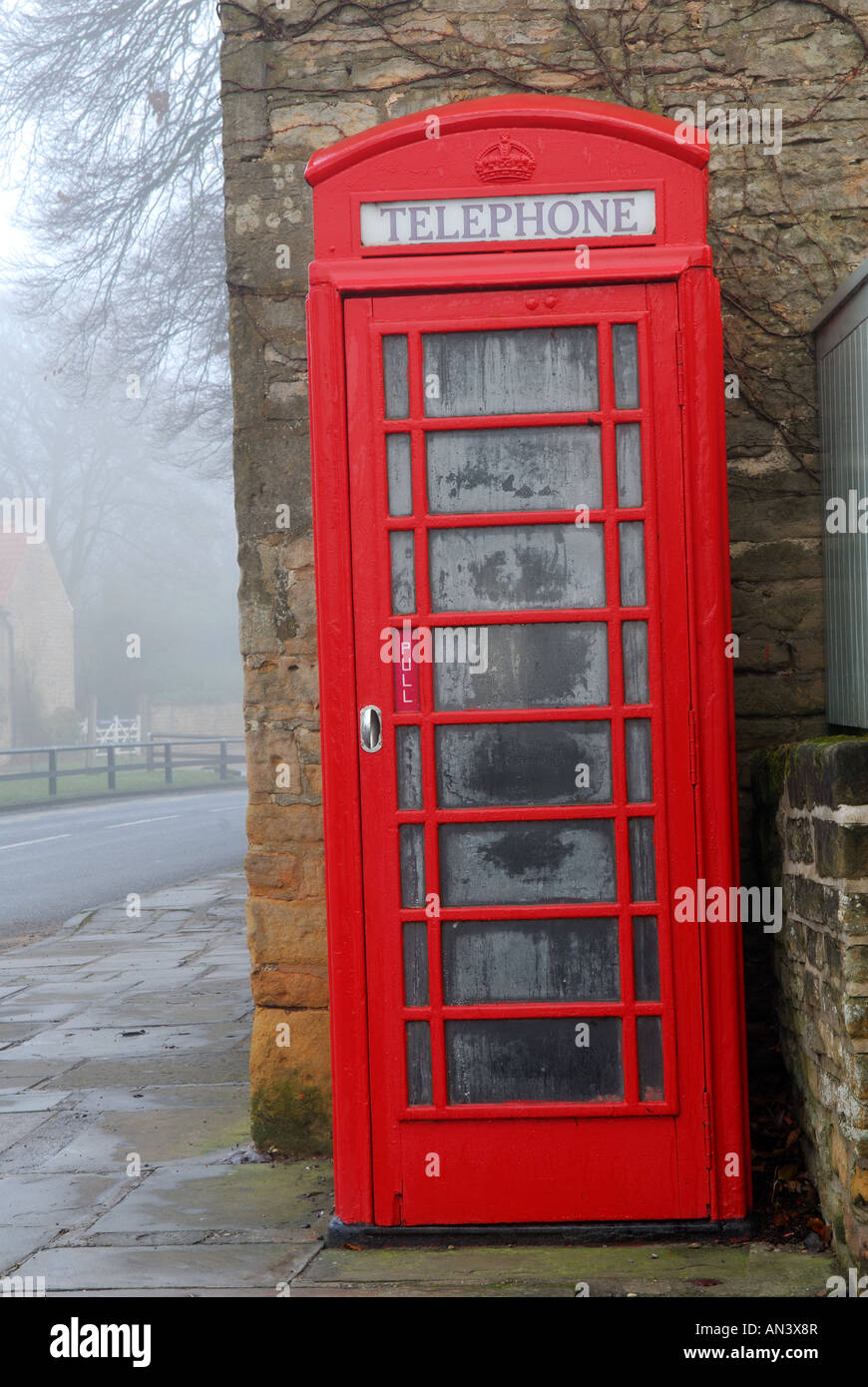 Red telephone box england Stock Photo - Alamy