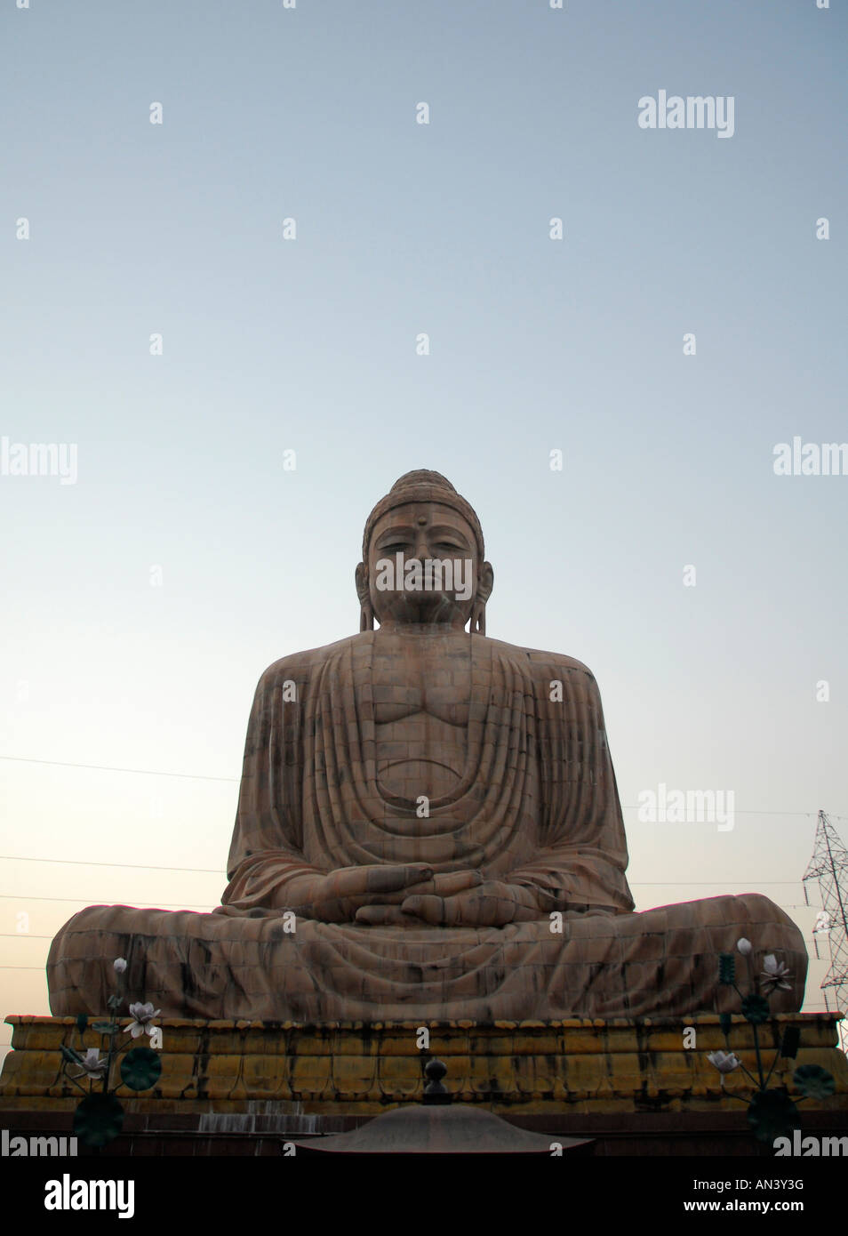 80ft high statue of Lord Buddha, Bodh Gaya, India Stock Photo - Alamy