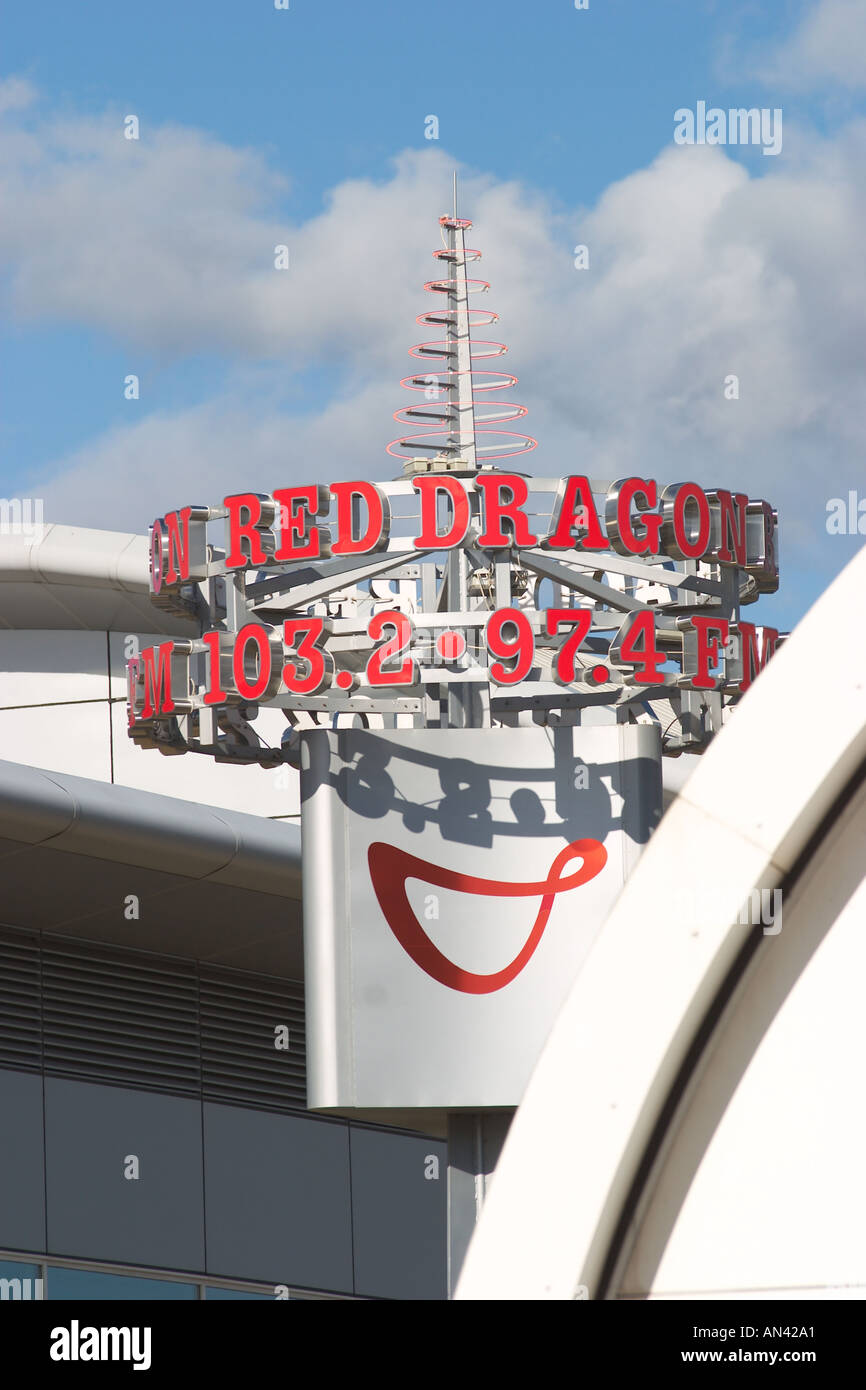 Red welsh dragon logo hi-res stock photography and images - Alamy
