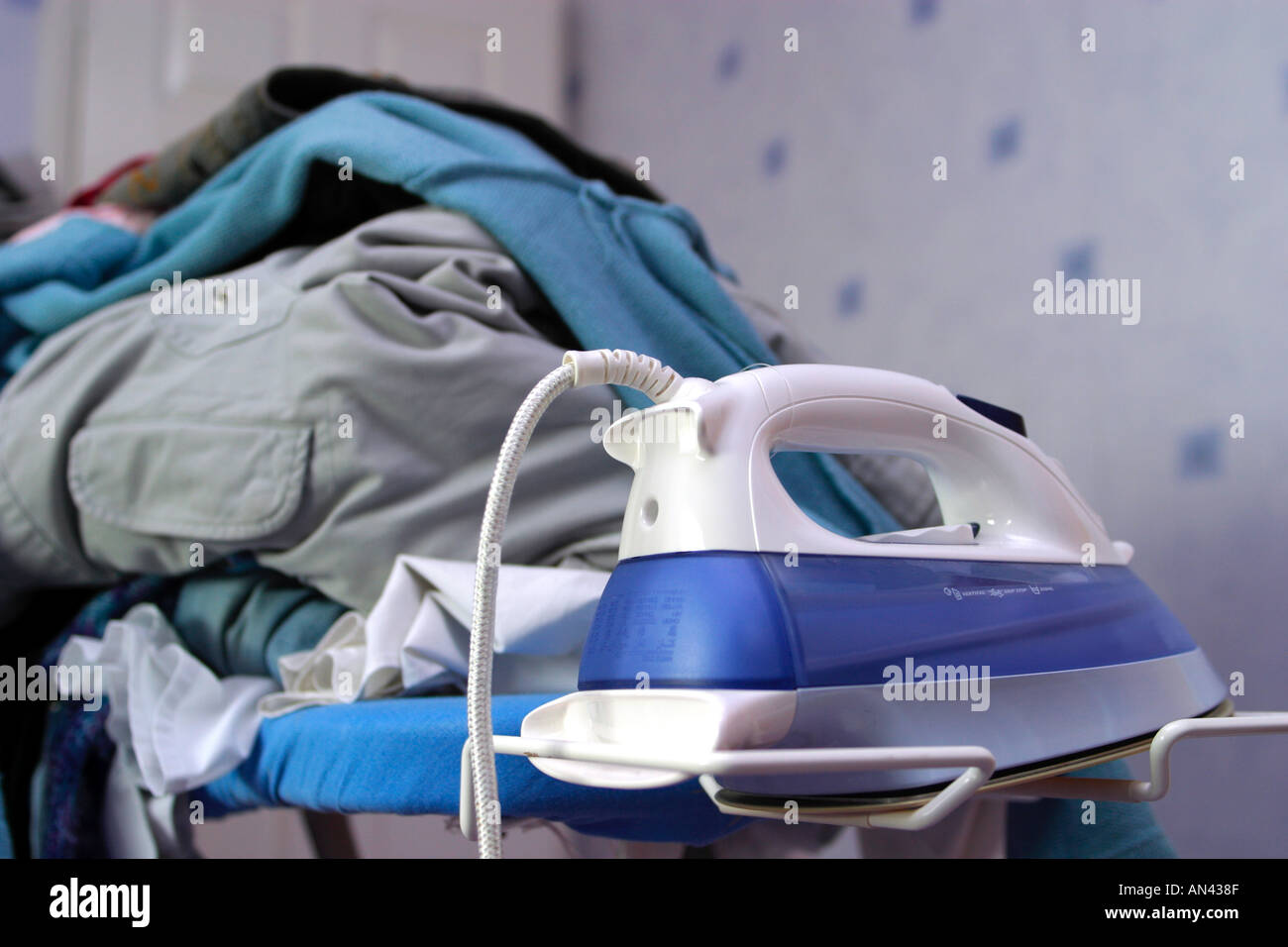 Ironing board mountain hi-res stock photography and images - Alamy