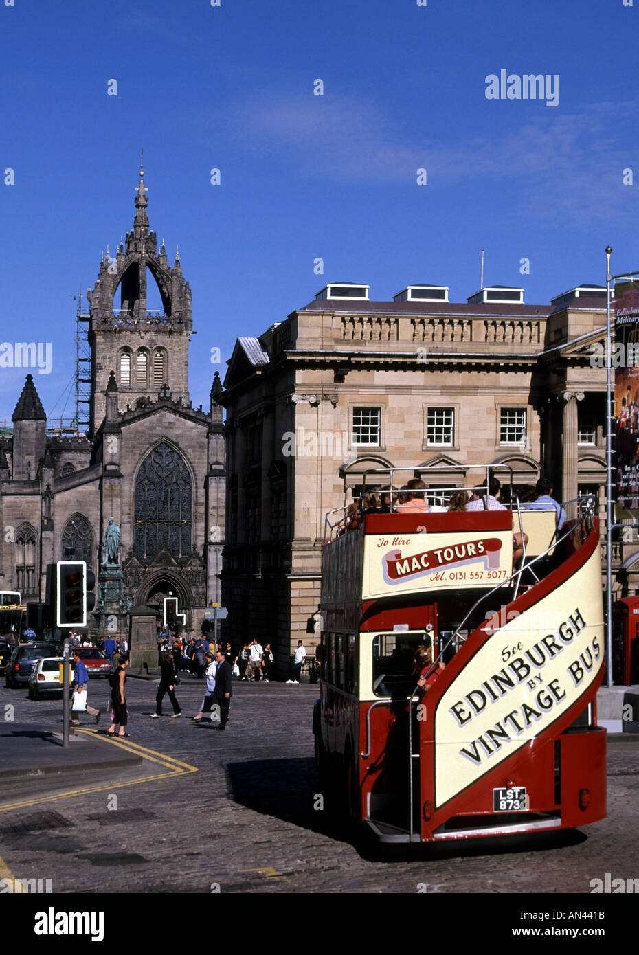 City of Edinburgh The High Street Royal Mile Vintage open top tour bus ...