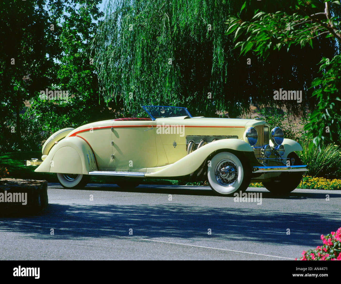 Duesenberg hi-res stock photography and images - Alamy