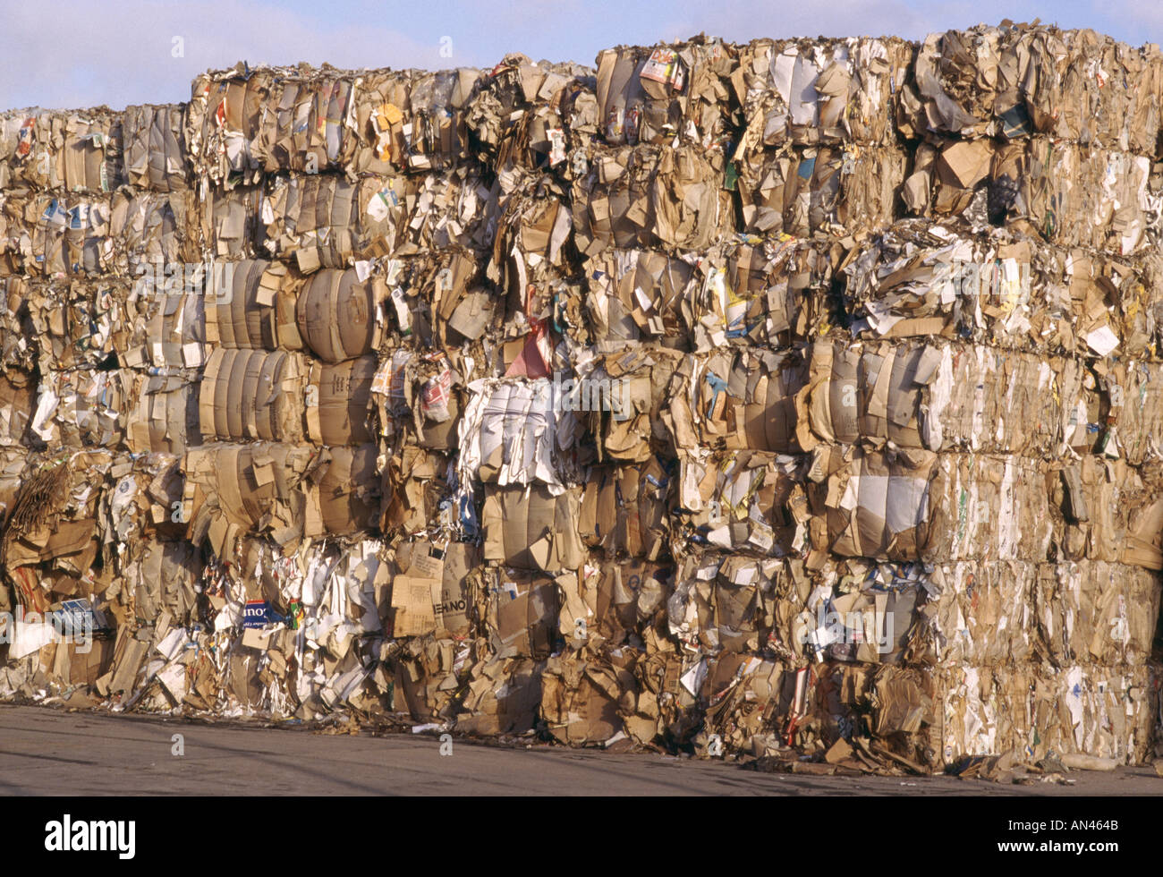 WASTE PAPER RECYCLING PLANT ENGLAND UK Stock Photo - Alamy