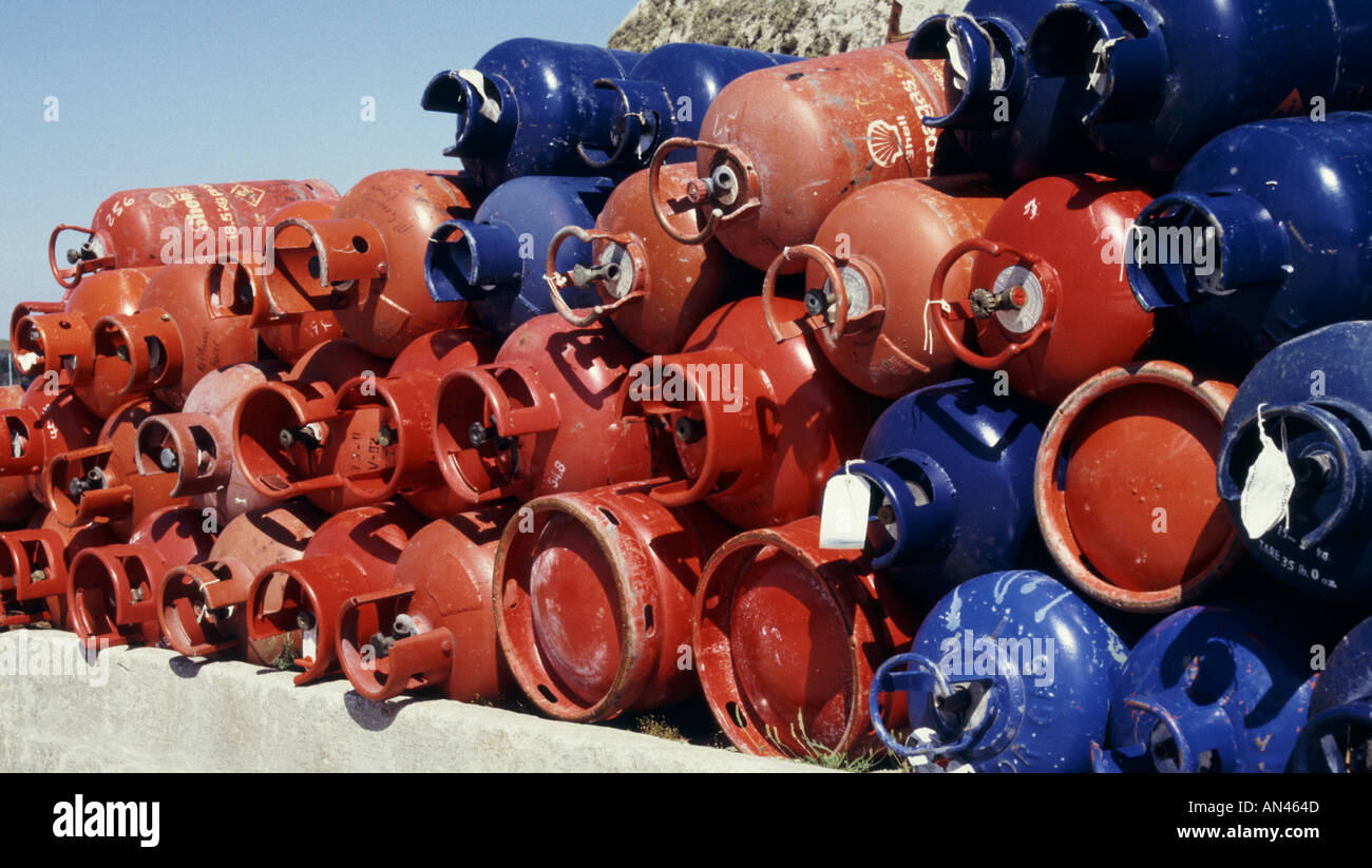 Gas cylinders hi-res stock photography and images - Alamy