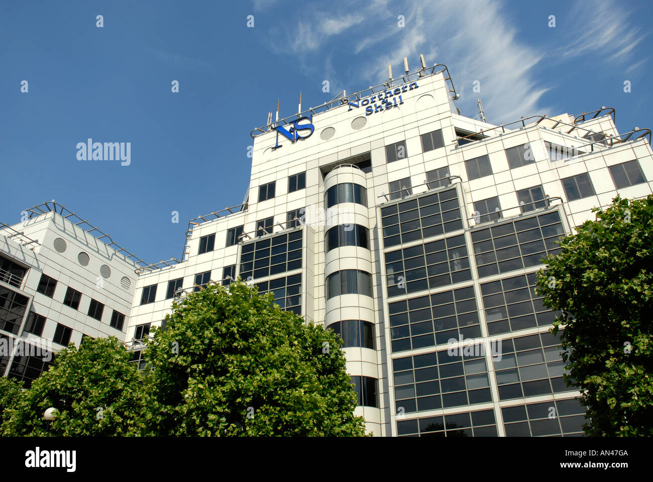 Northern and Shell Tower Docklands London Stock Photo - Alamy