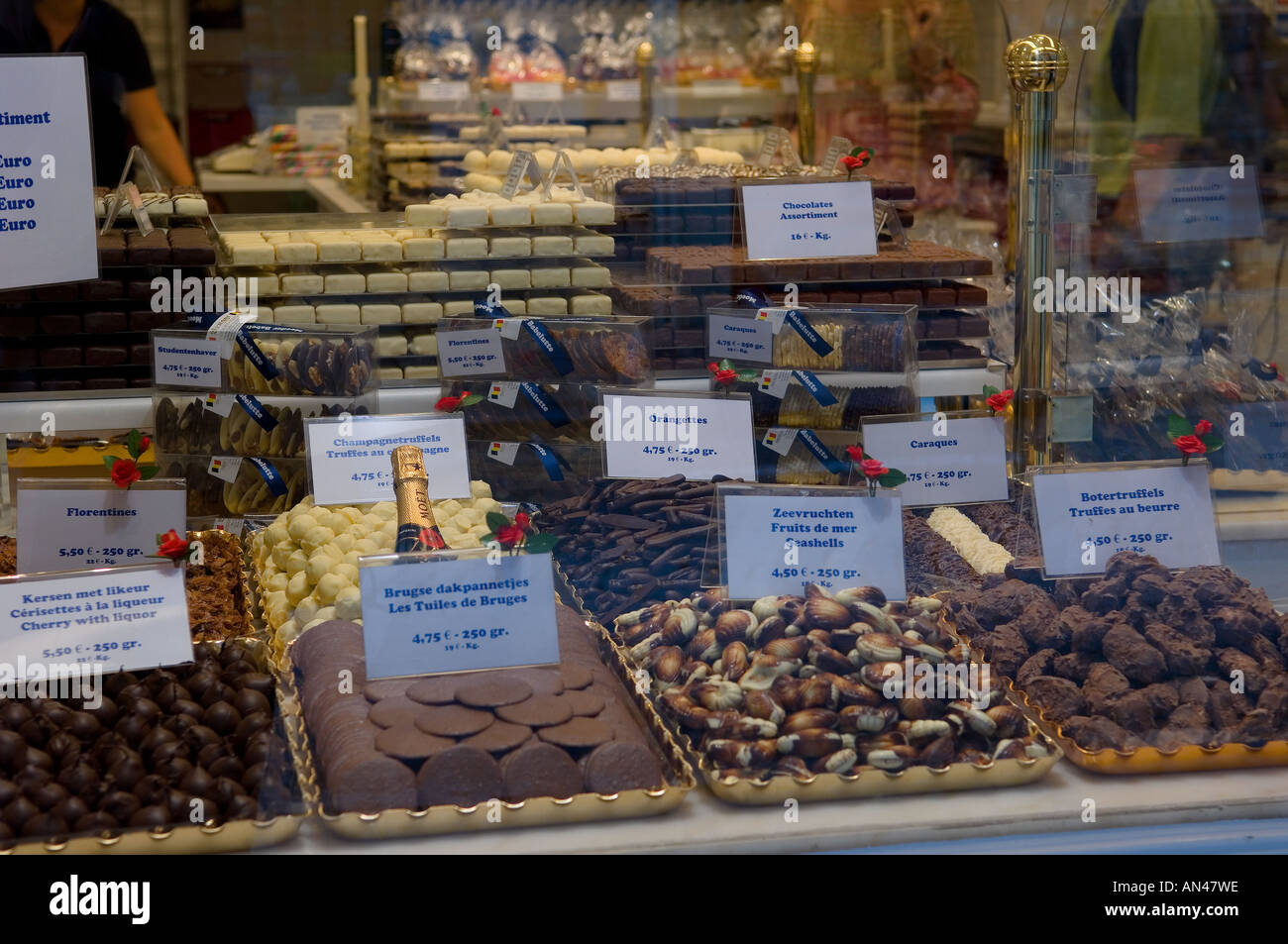 Belgium chocolate in chocolatier window hi-res stock photography and ...