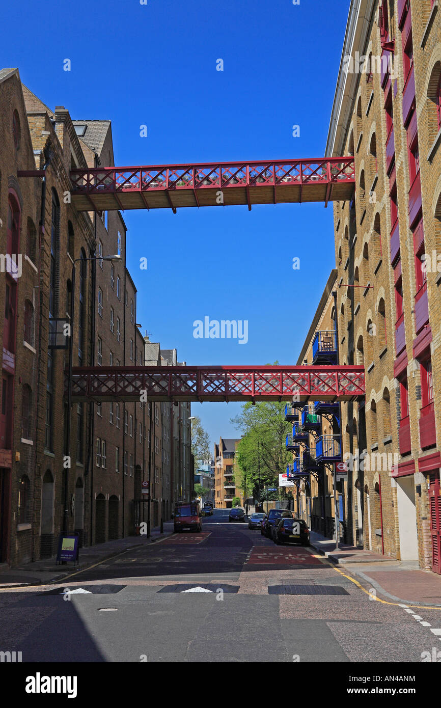 Victorian Era Gantries, Wapping High Street Stock Photo - Alamy