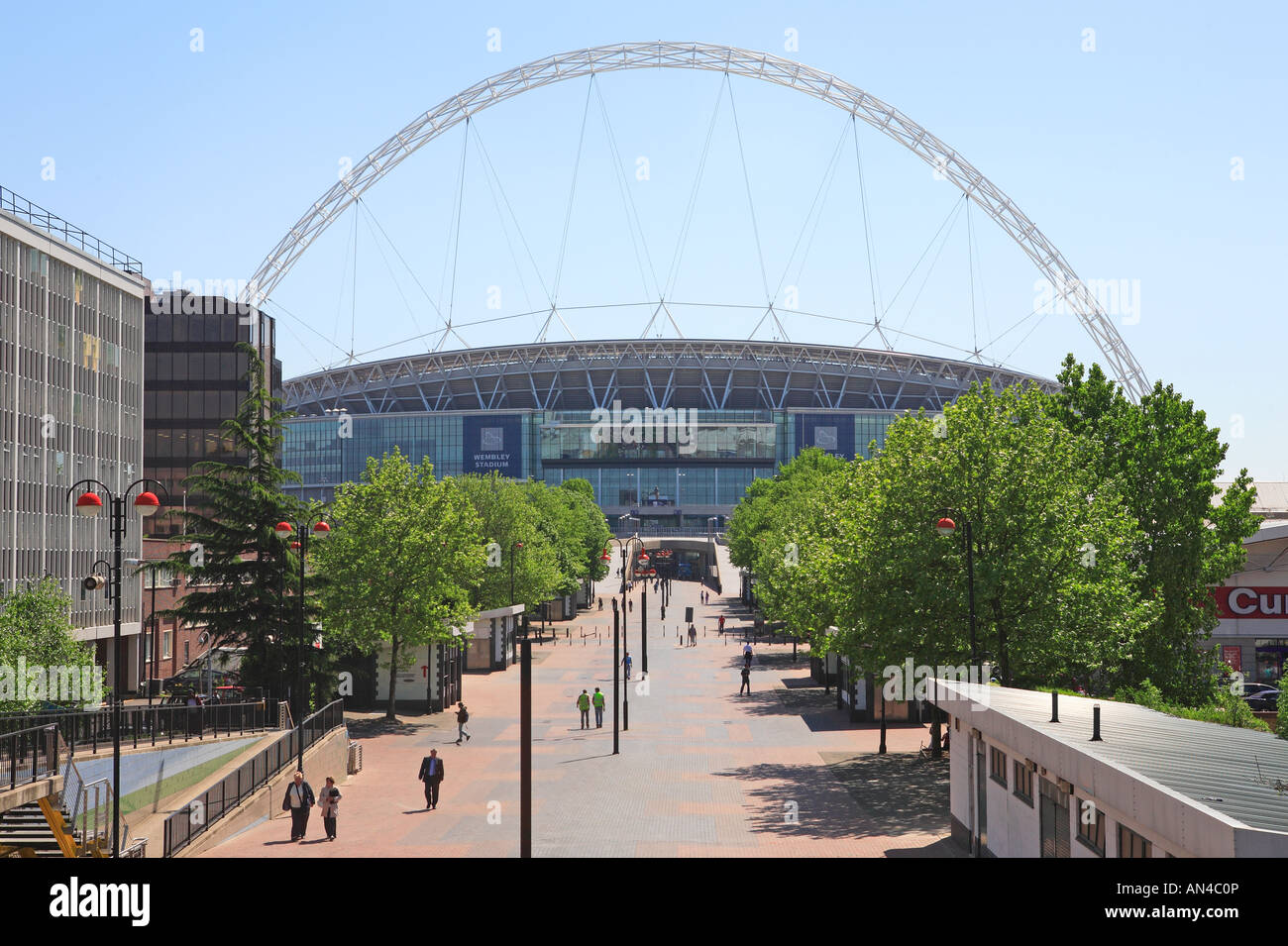 At the wembley hi-res stock photography and images - Alamy