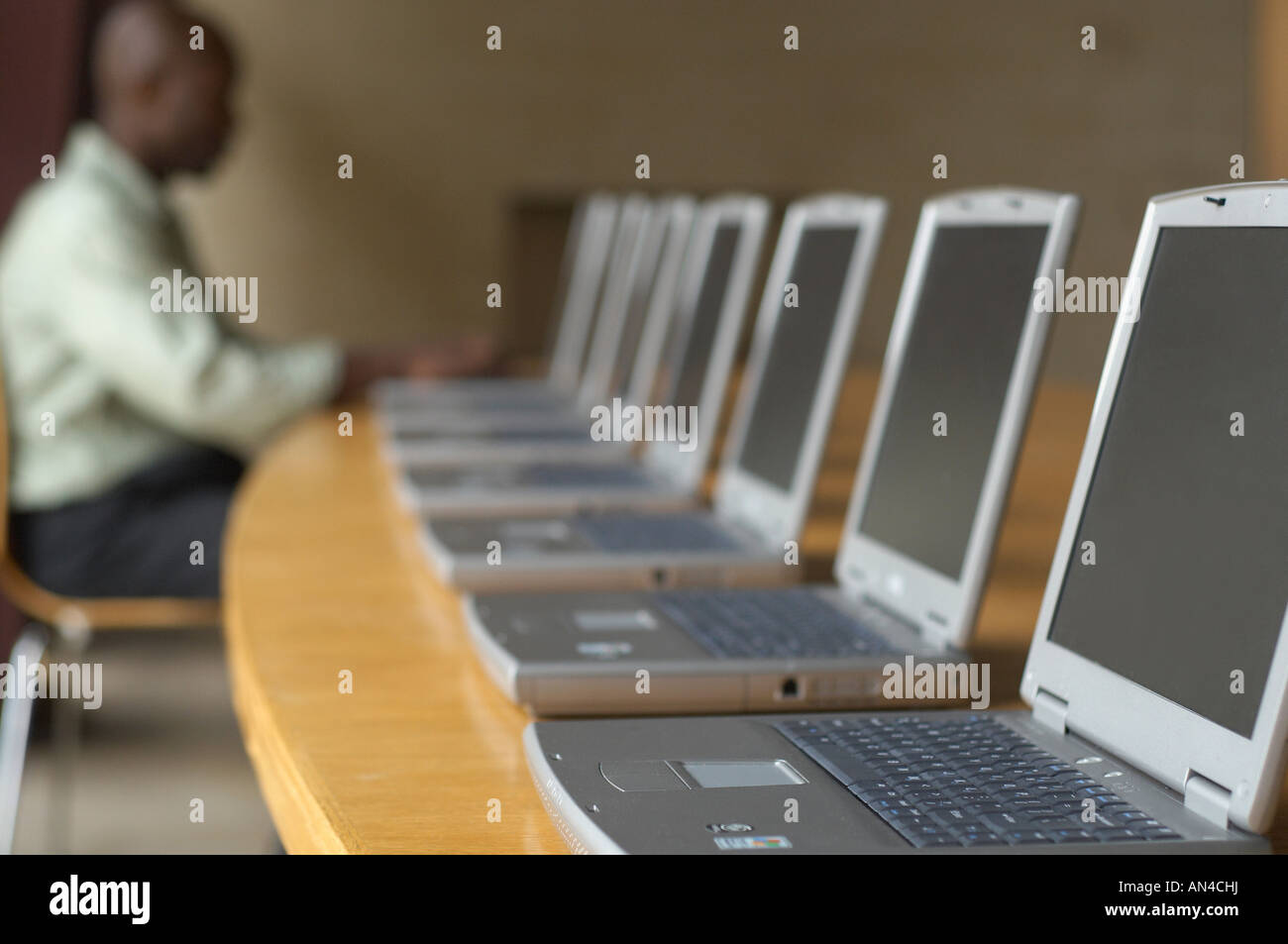 African man lab hi-res stock photography and images - Alamy