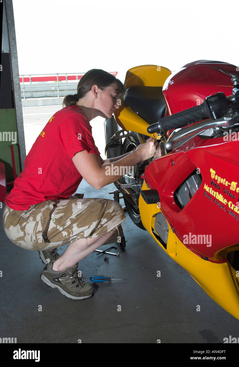 Motorcycle mechanic hi-res stock photography and images - Alamy