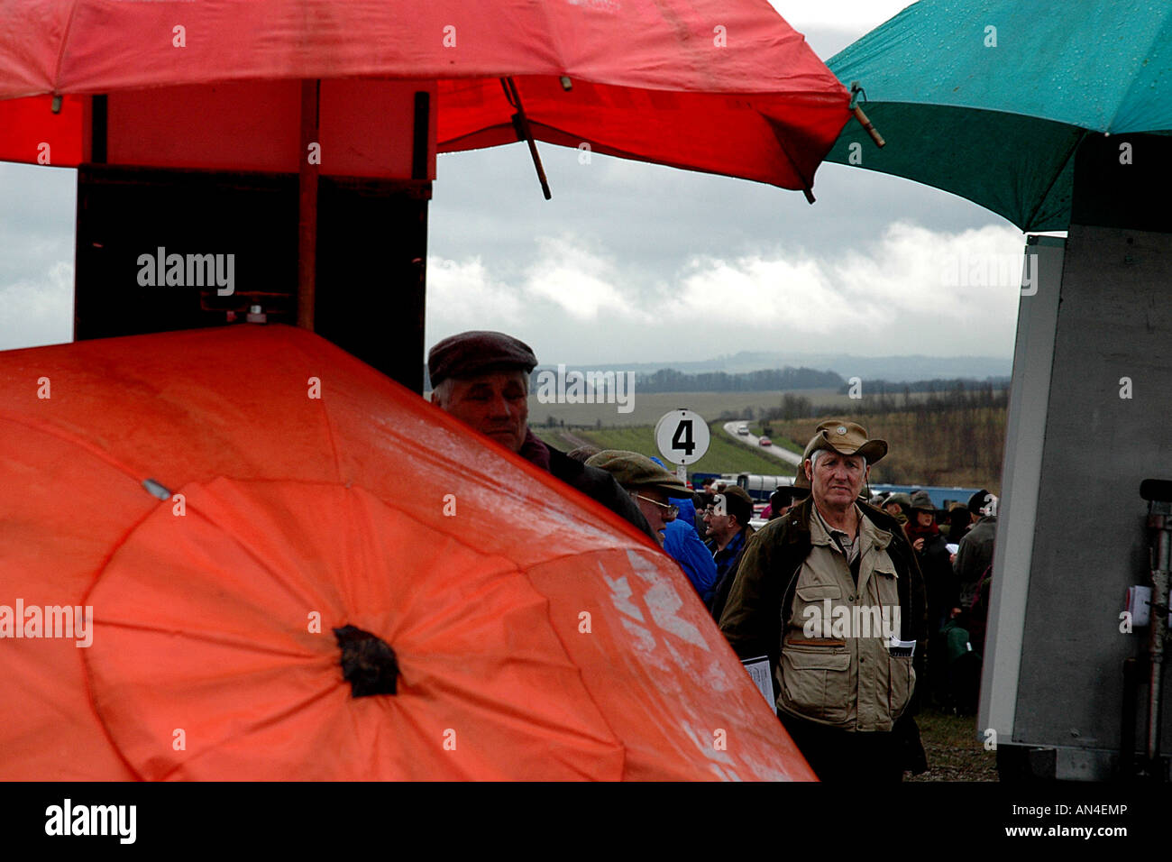Bookies at course hi-res stock photography and images - Alamy