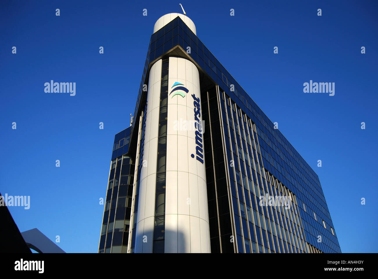 Inmarsat hi-res stock photography and images - Alamy