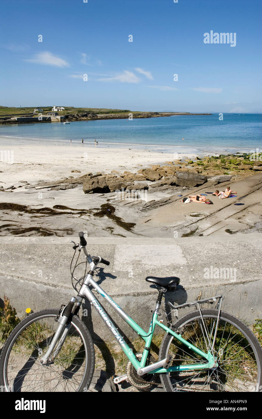 Kilmurvy Beach, Inishmore, Aran Islands, Ireland Stock Photo - Alamy