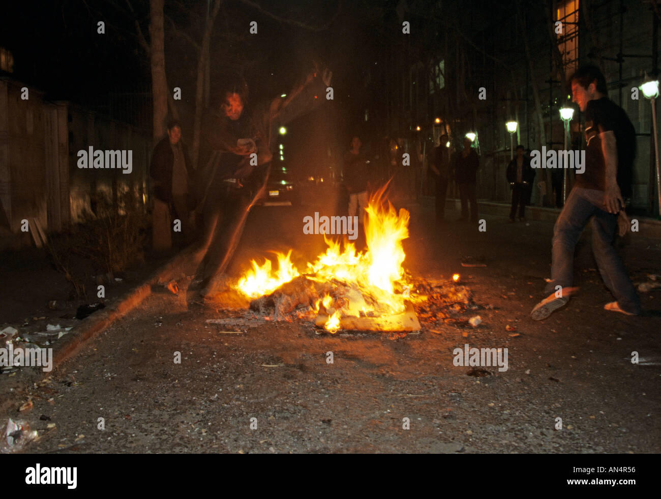 Night street in tehran iran hi-res stock photography and images - Alamy
